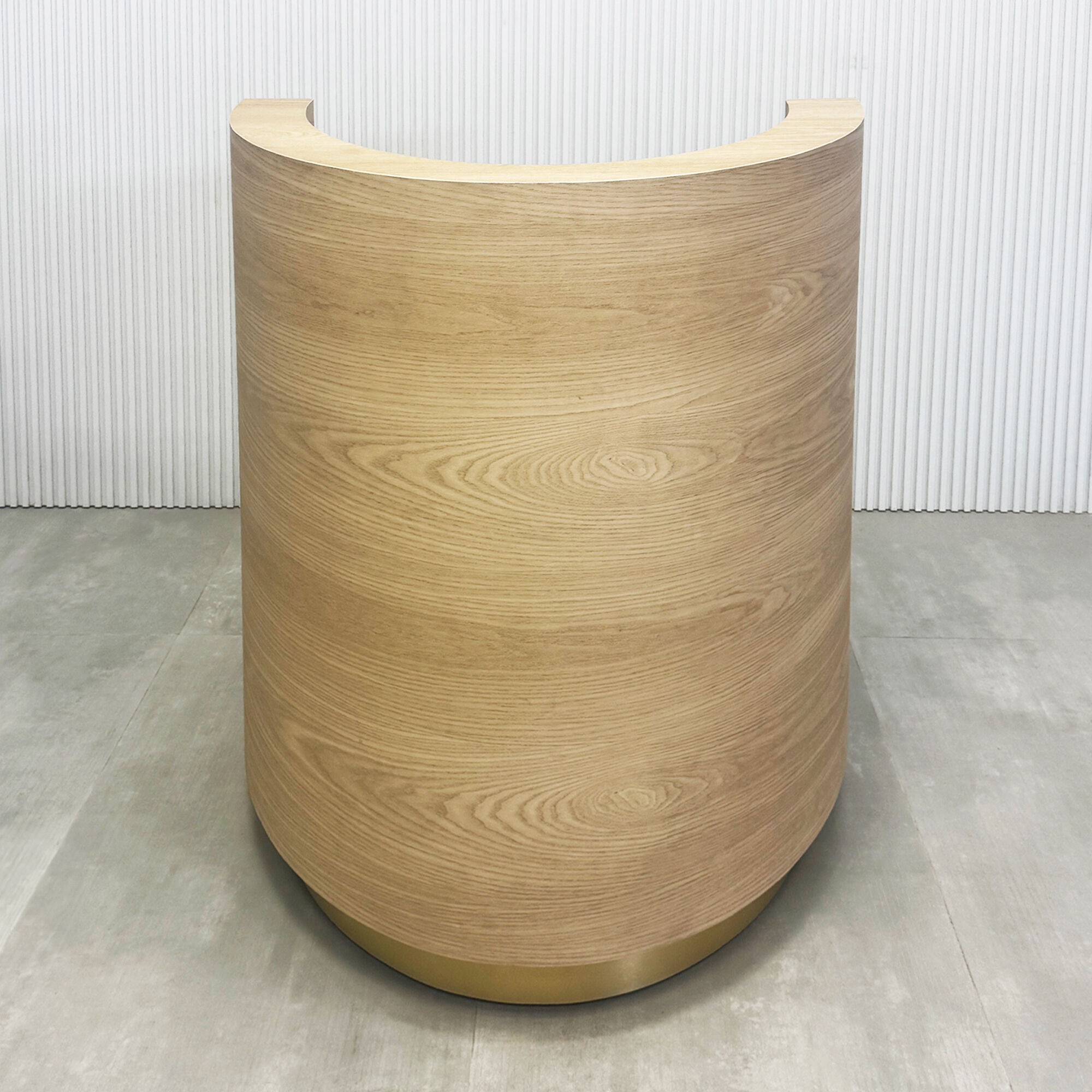 Lima Round Podium & Host Desk in White Ash Matte Laminate Finish - 36 ...